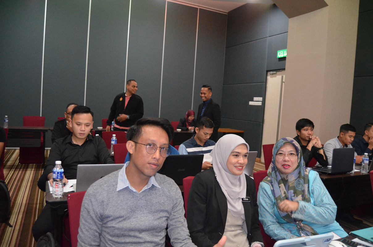 DSC 1179 — Postimages