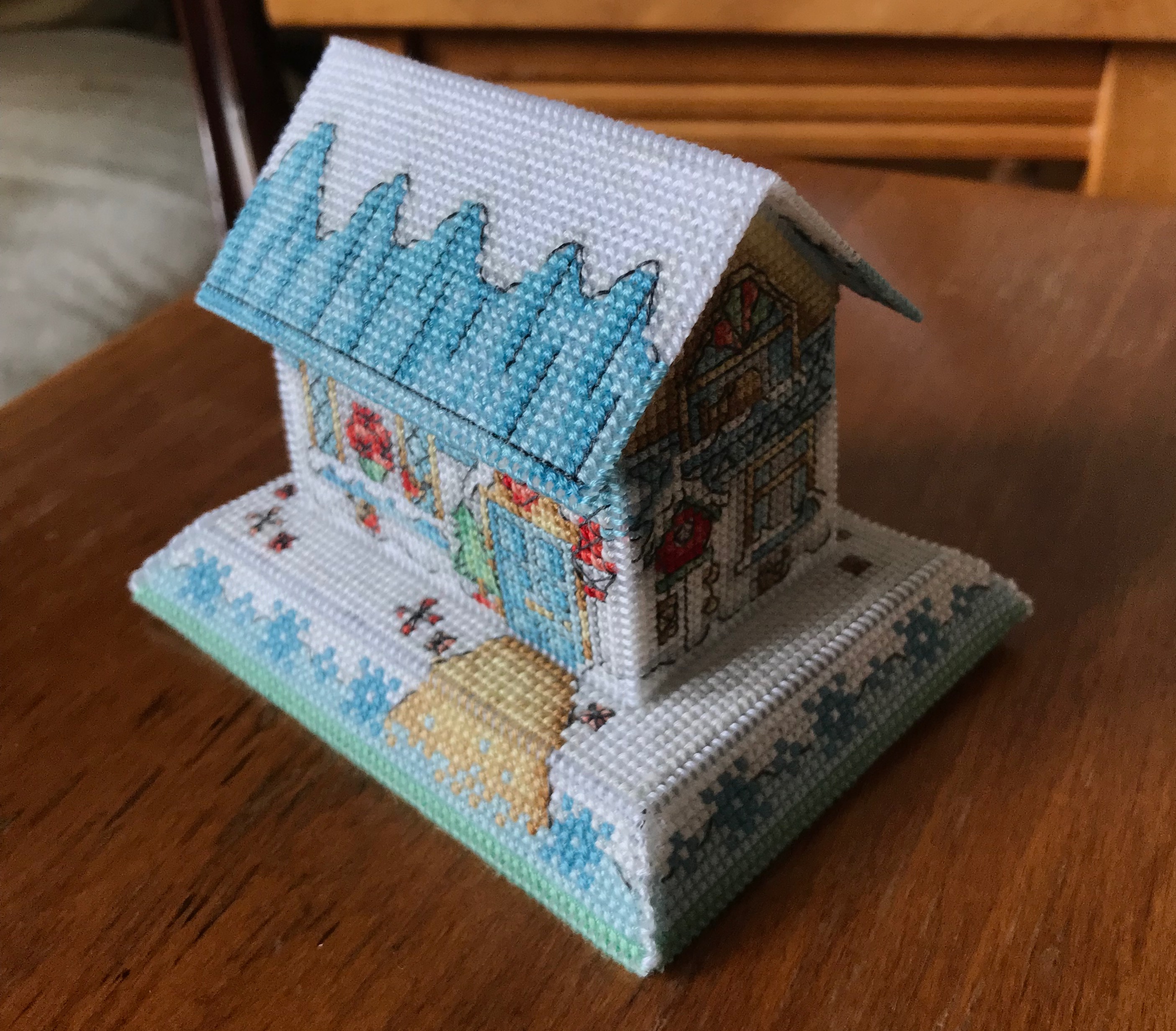 Winter Cottage complete — Postimages