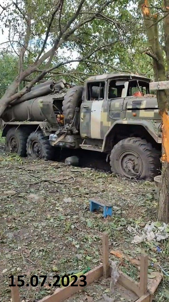 2005 Zil 131 tanker dam 15 07 23 — Postimages