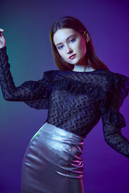 ModelMayhem.com - 25 beautiful RAW photos with neon light