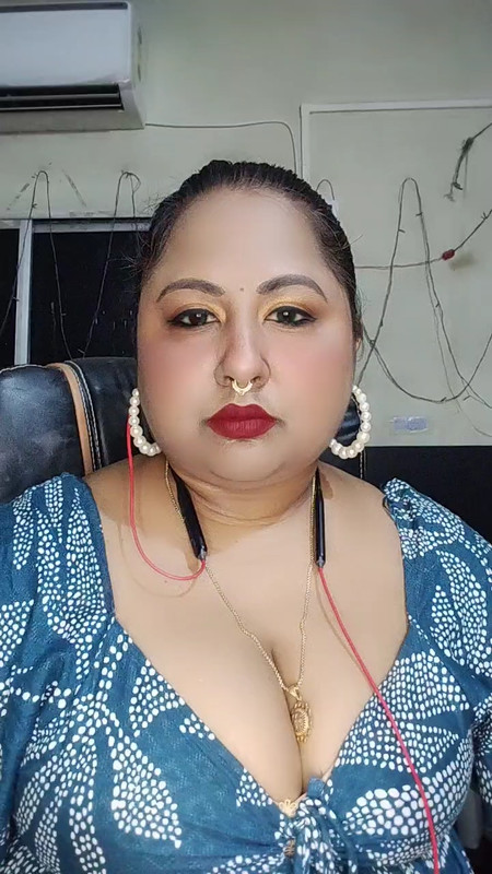 Queen Sexy Tango Live mp4 snapshot 00 09 596 — Postimages