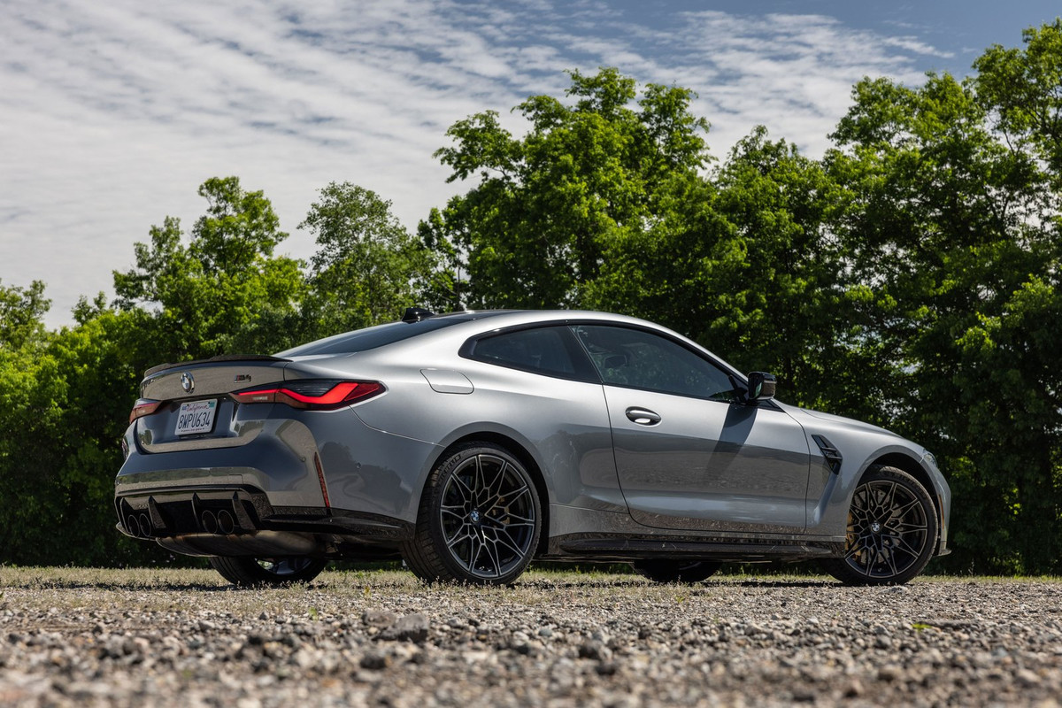 C&D Tested: 2022 M4 Competition xDrive Hits 0-60 2.8s and 1/4 mile in ...