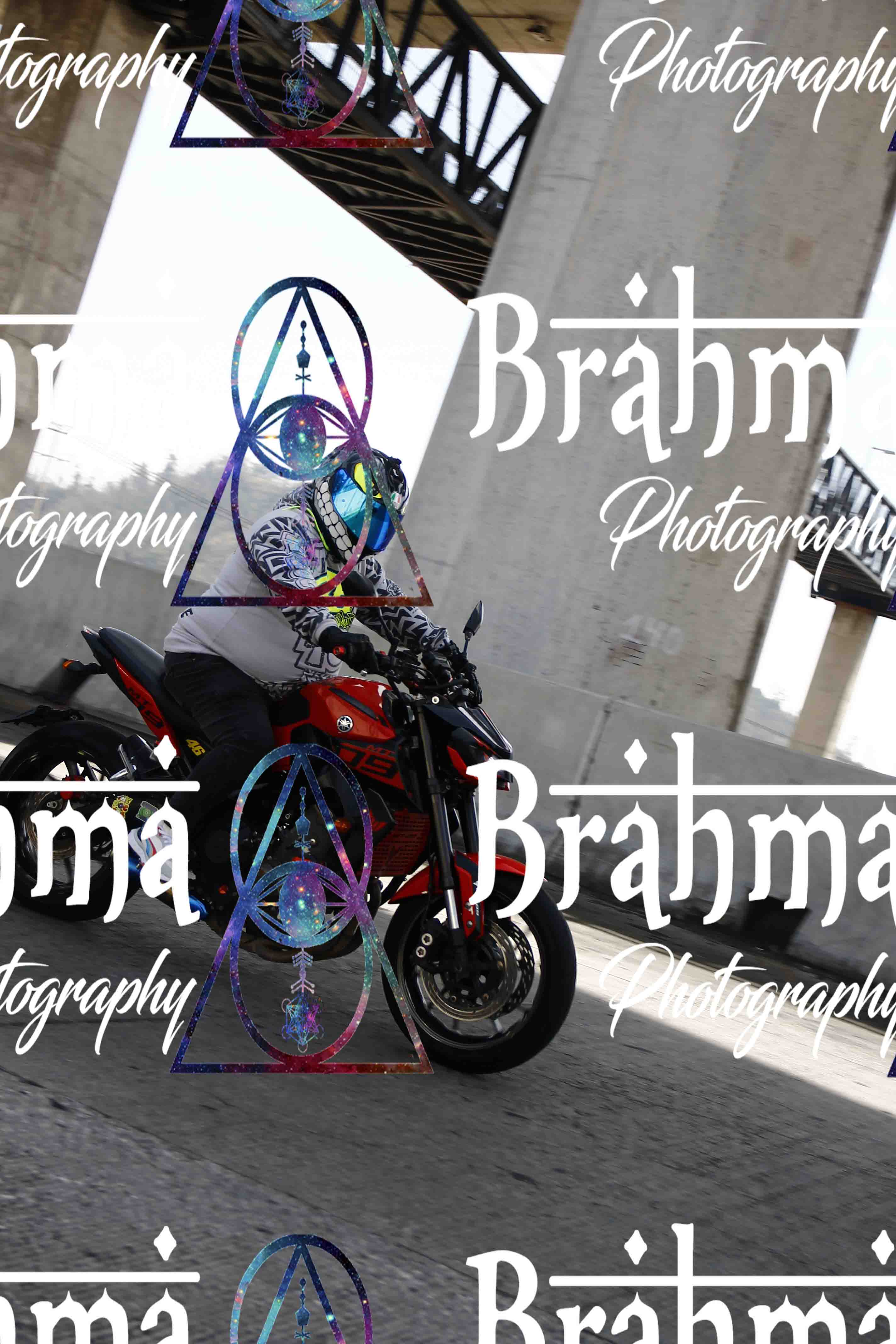 MG 1801 — Postimages