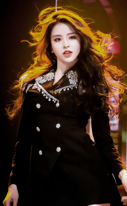 R (11) — Postimages