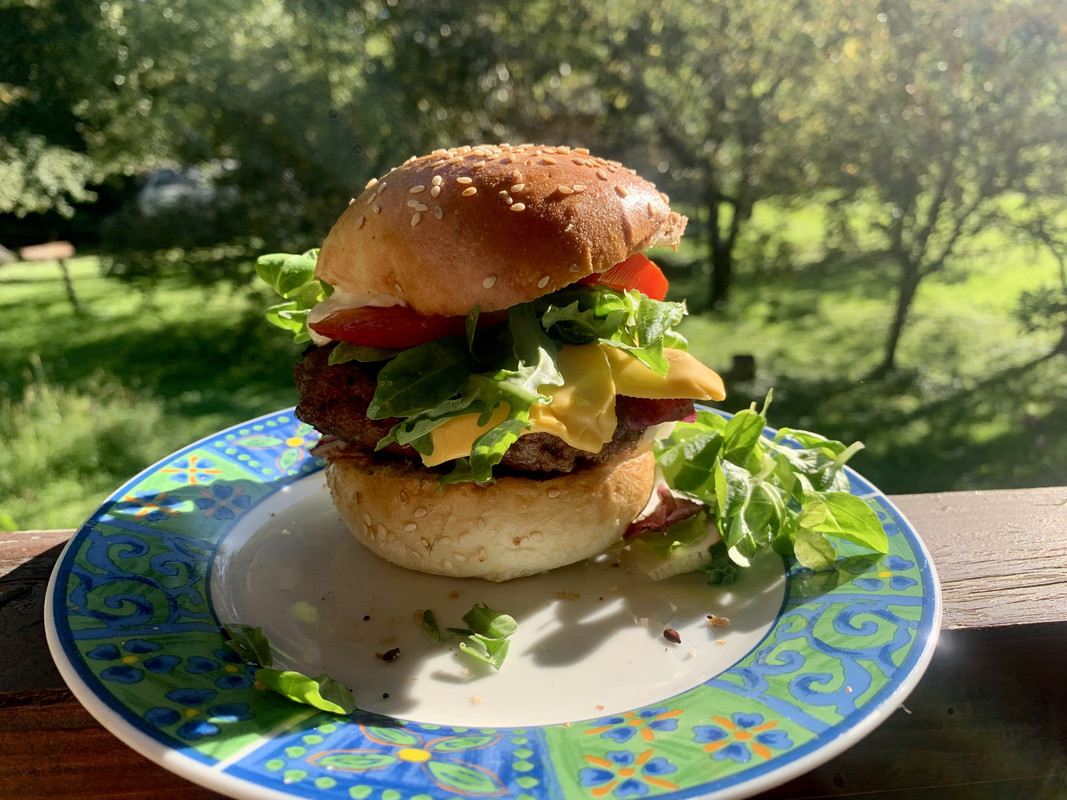 B18 AFF2 C 2956 4942 A181 3 BF1 ED38 F1 DA — Postimages