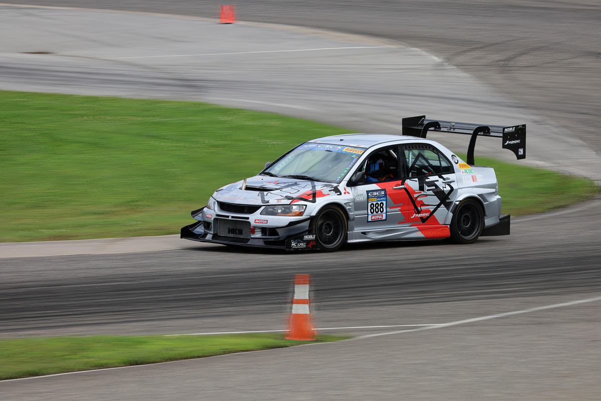 Is it worth it for me to get an R7 as an RP owner, I like to shoot ...