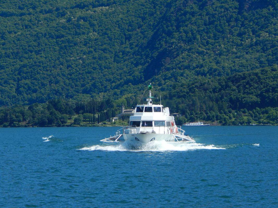 Lord Byron Gravedona 3 — Postimages