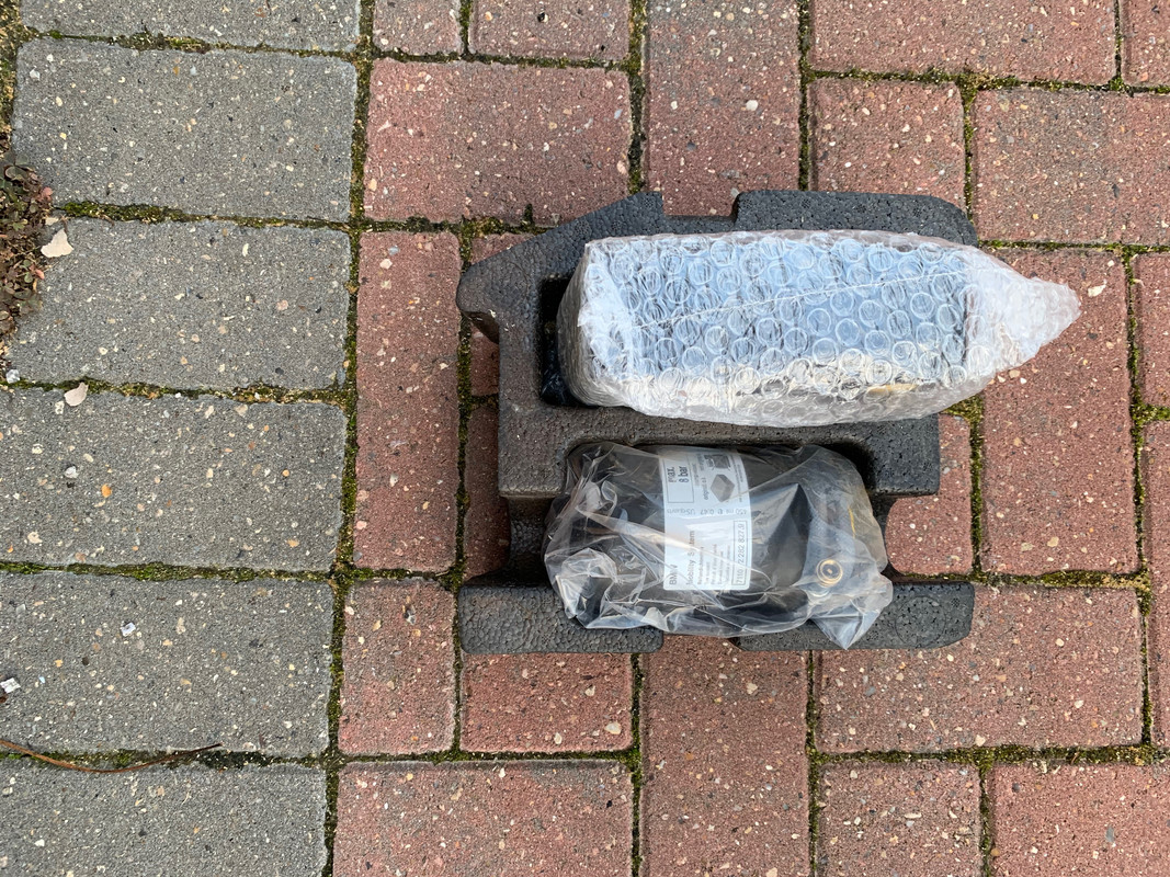 Trye kit — Postimages