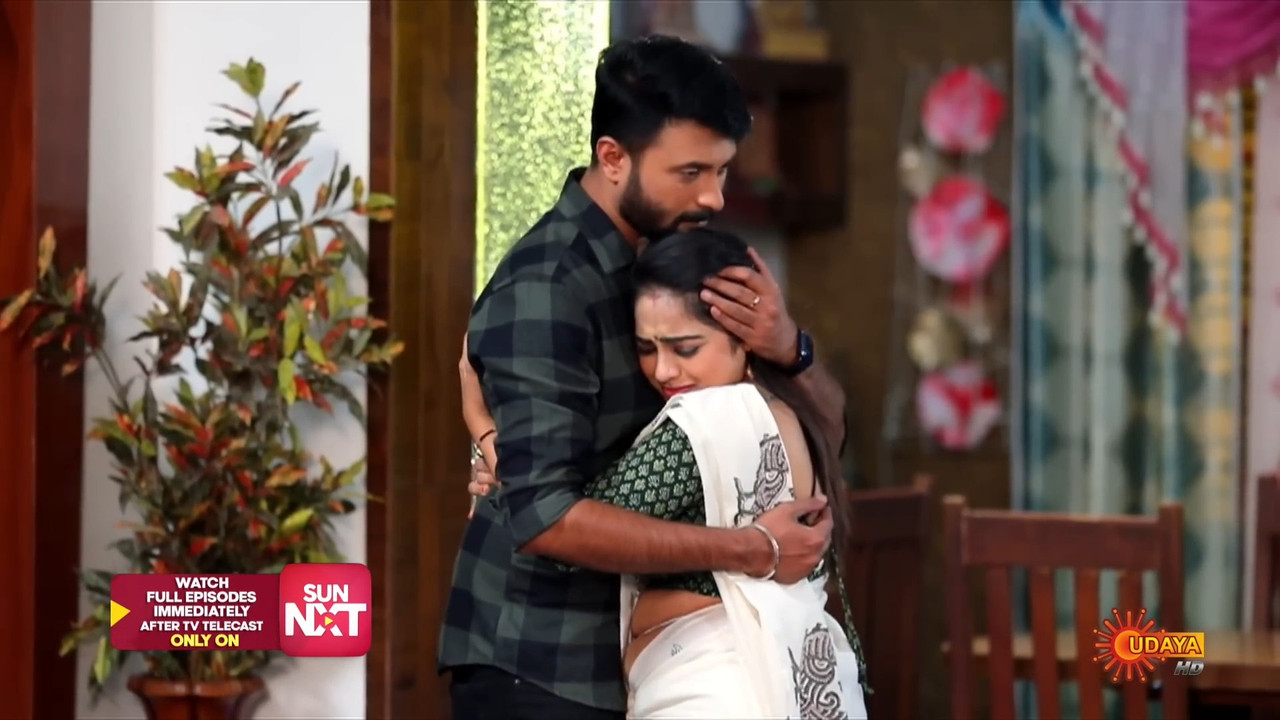 Dhanya Deepika Hot navel Slips , Tummy with belly chain and round ass in saree mp4 snapshot 00 ...