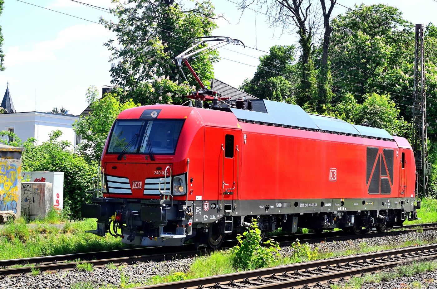 249 022 — Postimages