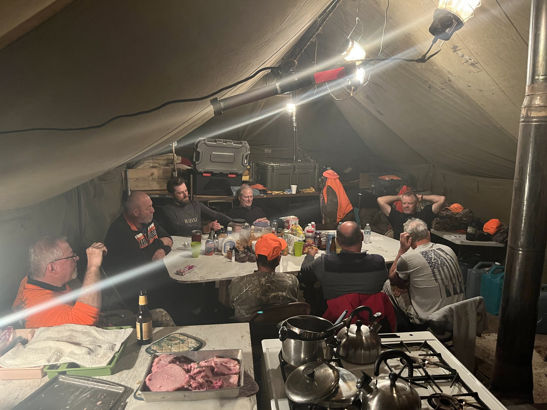 0 D1 F4 BA3 4 F40 4 C49 BE5 A 1 A5 D6604703 B — Postimages