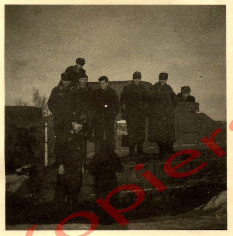 F07 — Postimages
