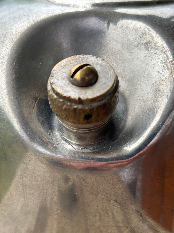 0 EF04 C87 C2 B4 477 F BC72 CAE03 A8 E372 A — Postimages