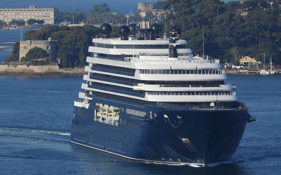 TOLONE-FRANCIA : SCALO INAUGURALE DELLA NAVE ILMA DI RITZ-CARLTON YACHT ...