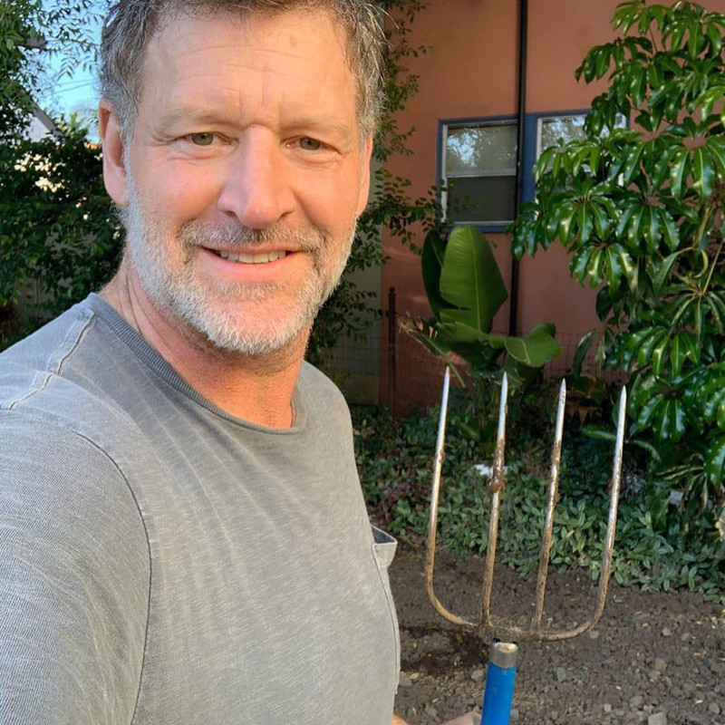 841 E46 CE E8 D9 4 FB4 B85 B DC985 FC9 C0 A1 — Postimages