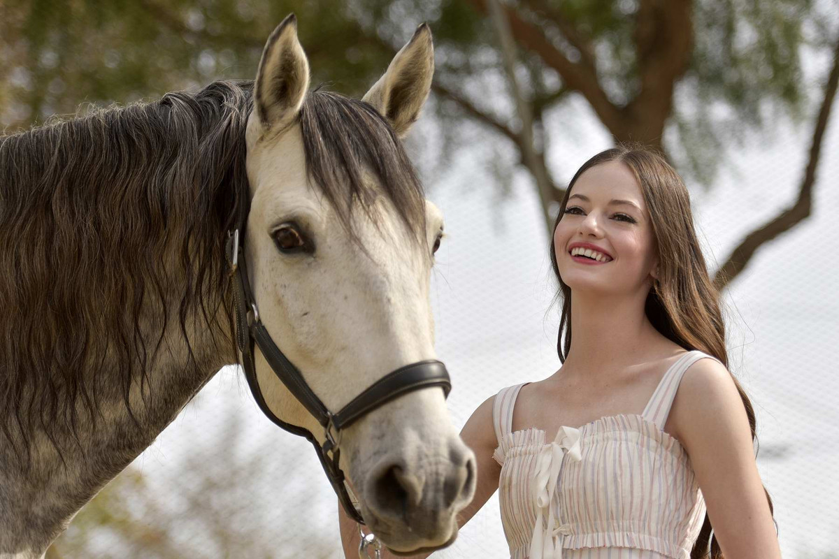 1691373348404952 — Postimages