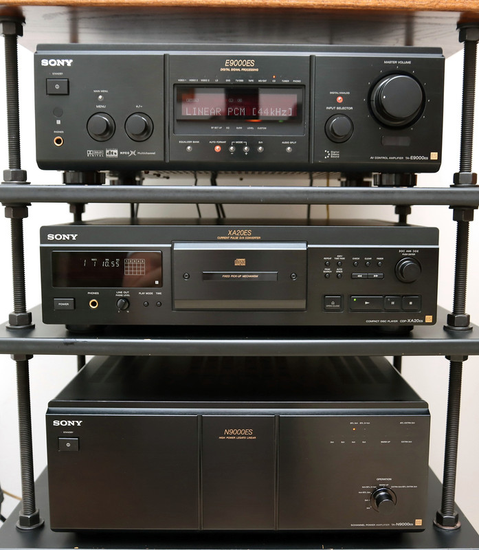 The STILL working vintage CD Player thread - pictures, comments ...