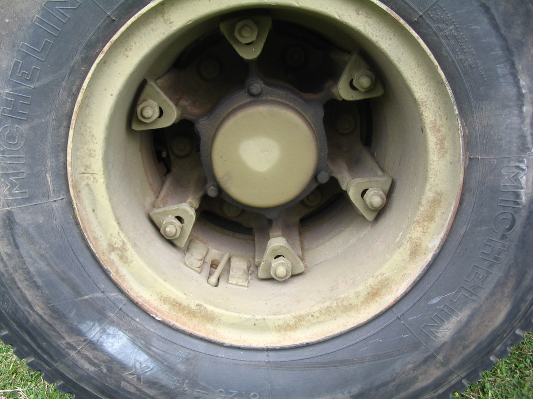 M19 Tank Transporter (M20 Diamond T981 & M9 Rogers 45 Ton Trailer ...