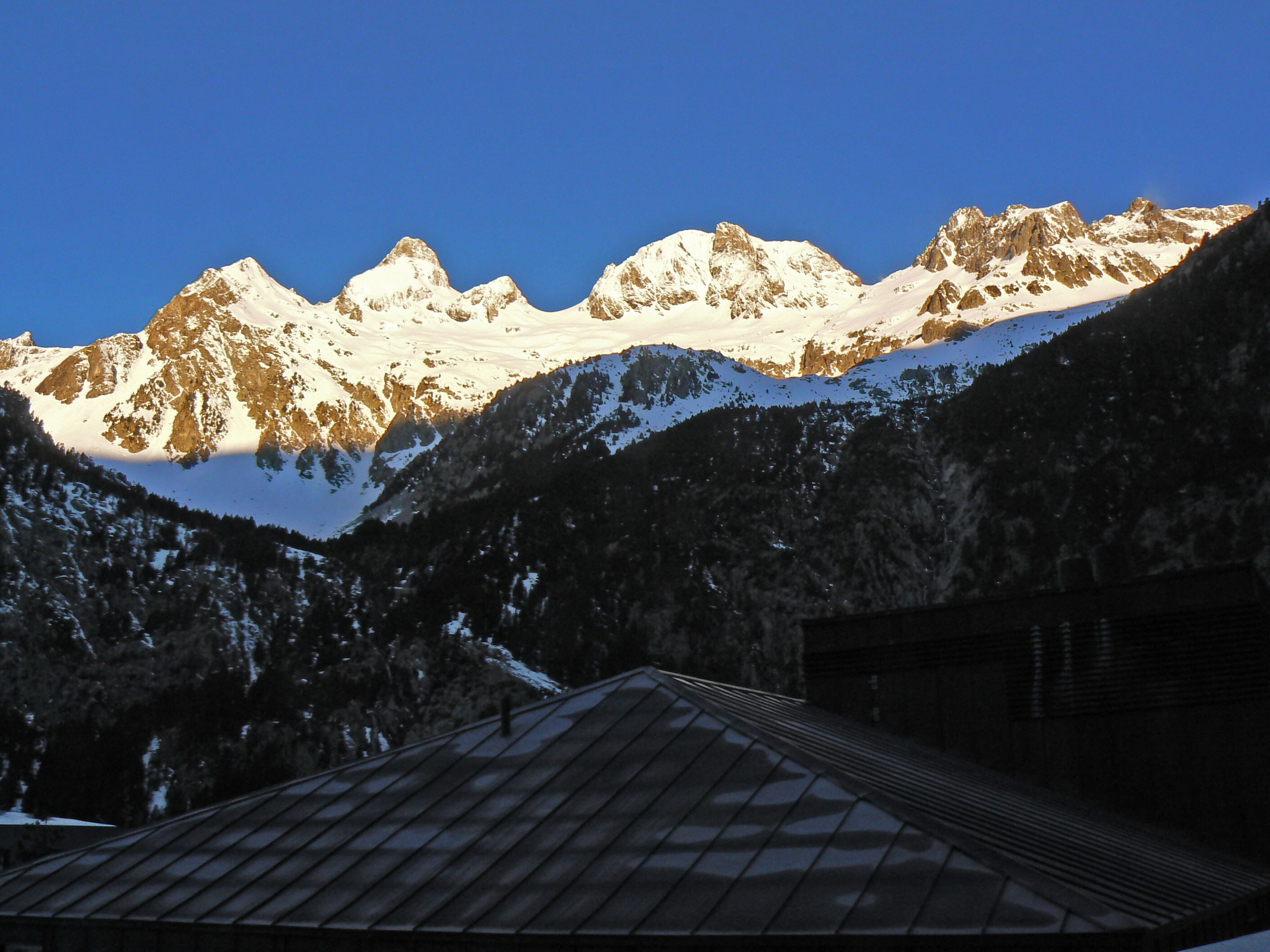 FCBK 119 001 — Postimages