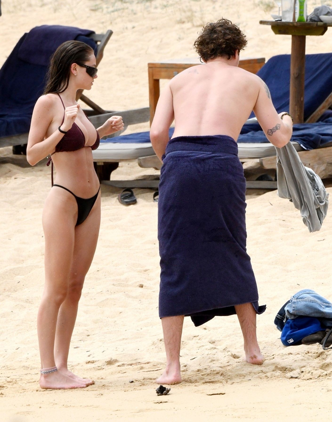 Leni Klum in tiny thong bikini in Sardnia 35 — Postimages