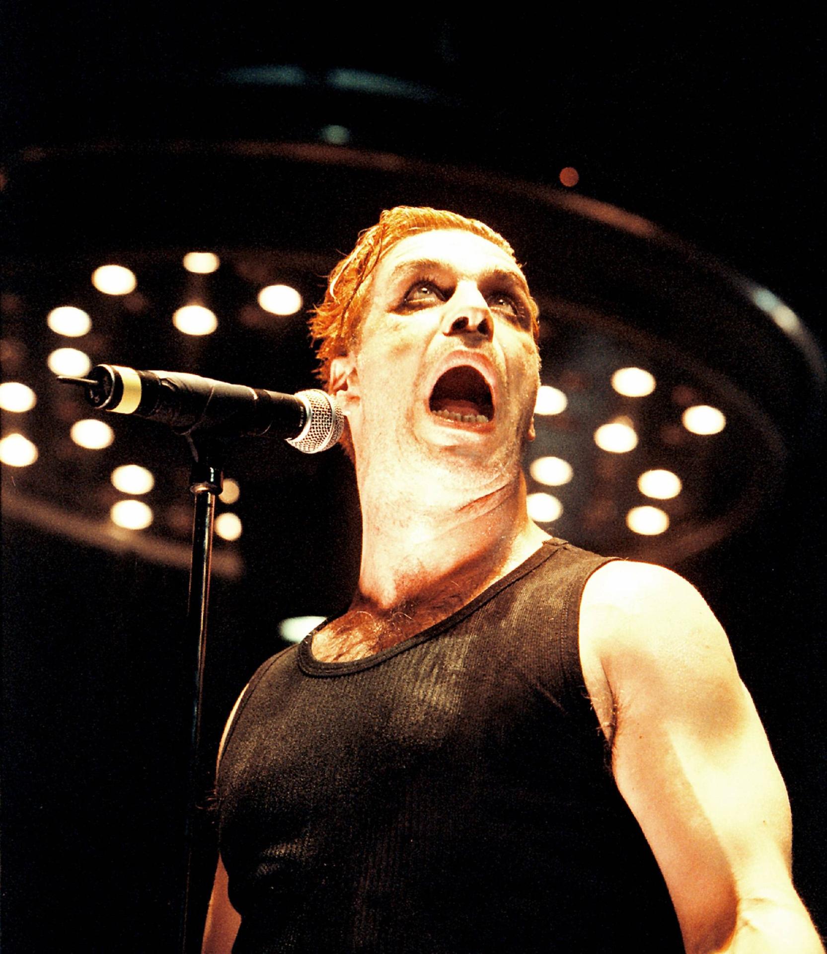rammstein frontmann till lindemann 2 — Postimages
