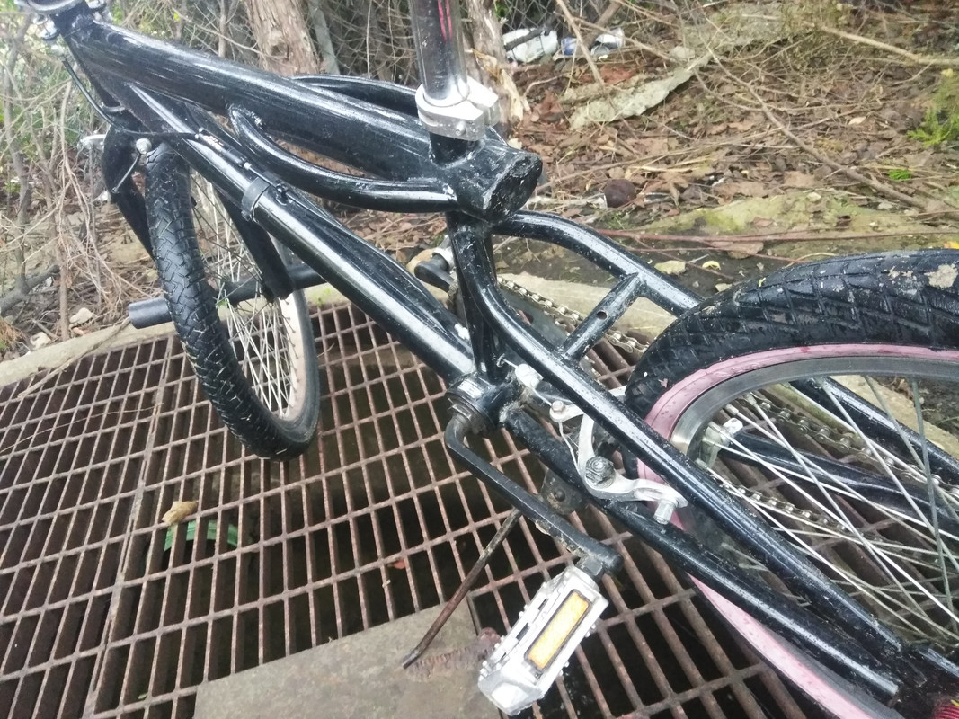 Need help identifying year an model on weird mongoose frame - BMXmuseum ...