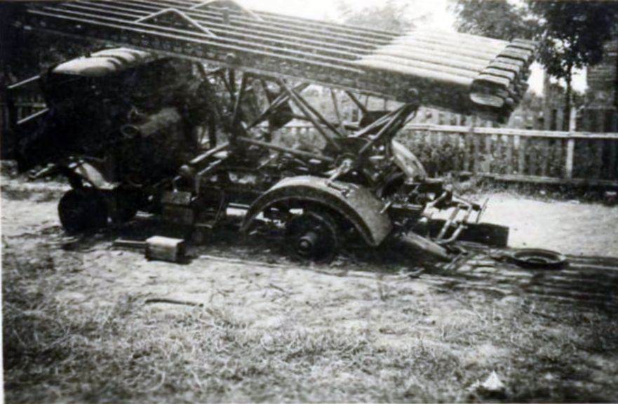 BM 13 Fordson WOT8 08 — Postimages