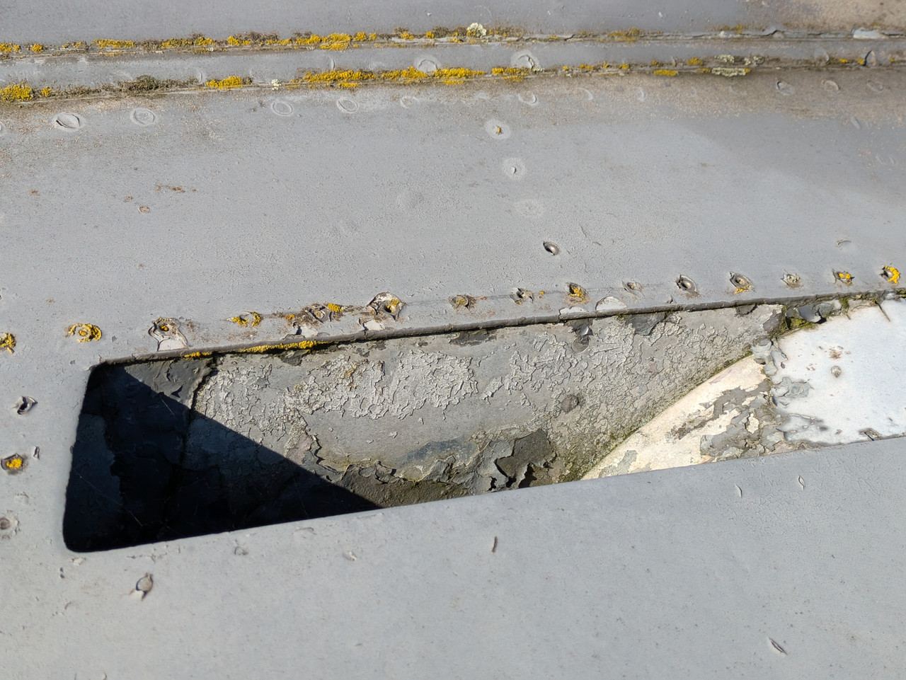 Revell 1/32nd scale Hawker Hunter. 16th Jan '26. Flap wells and other ...