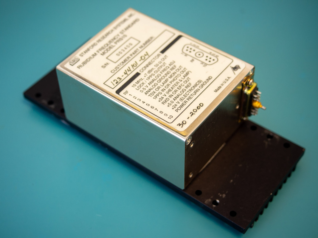 SOLD (US): SRS PRS10 rubidium frequency standard - Page 1