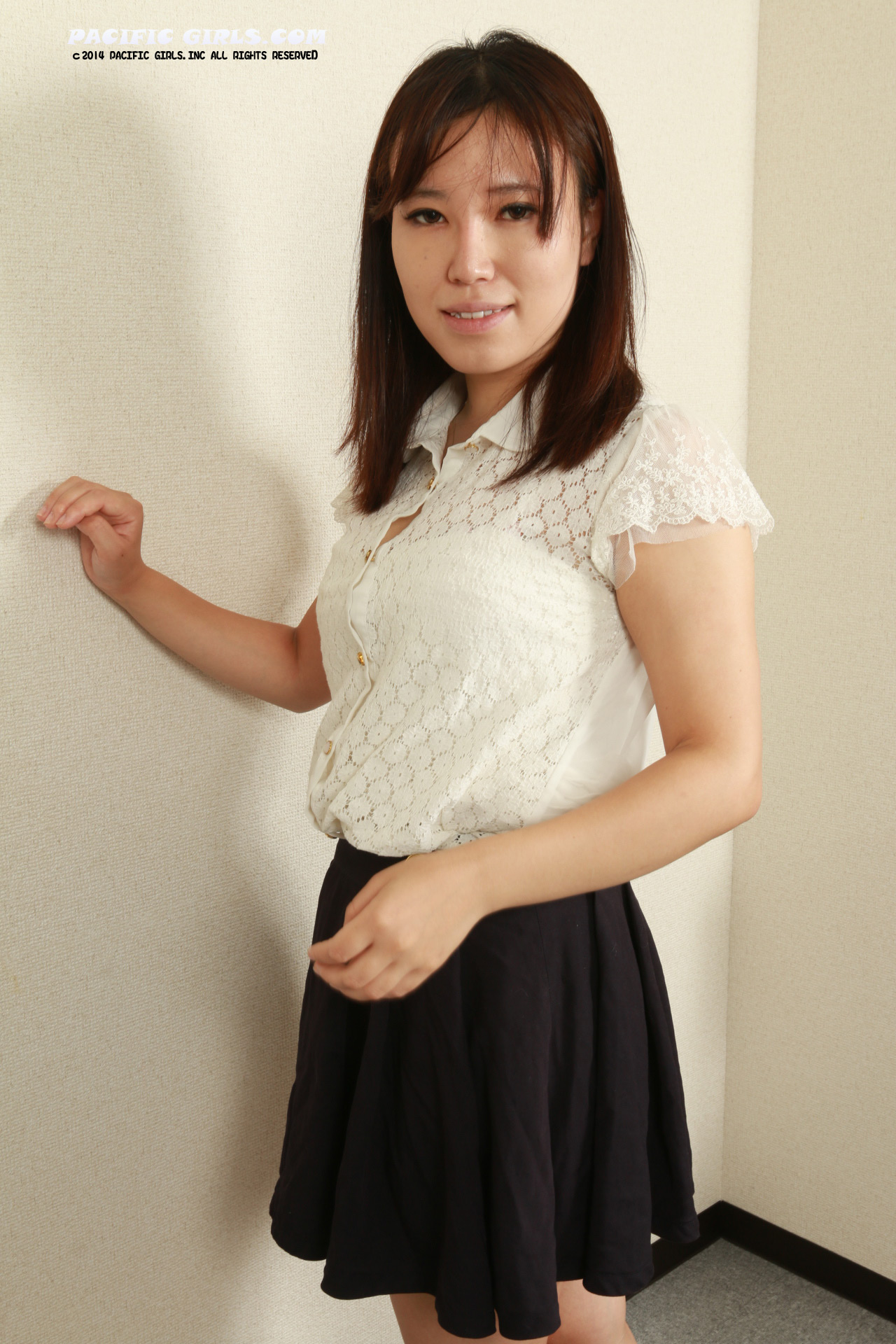 mina 003 — Postimages