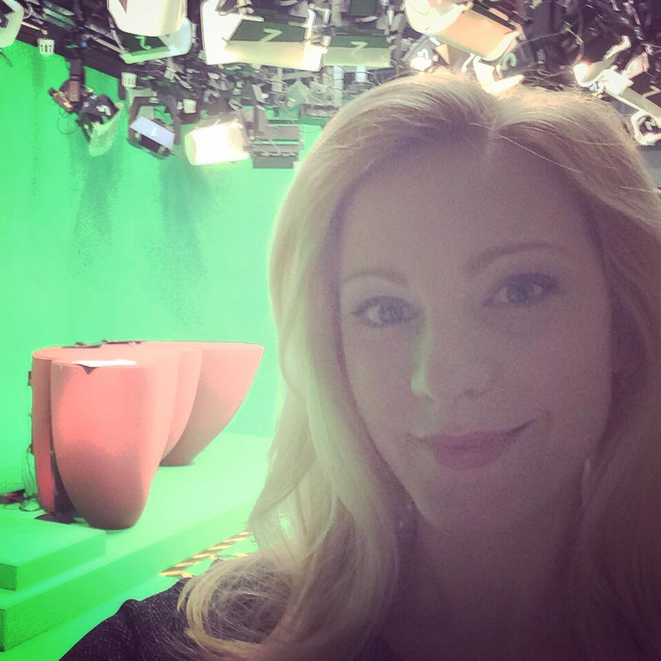 Jana Kuebel LSA BW 02 04 2015 pp 00 — Postimages