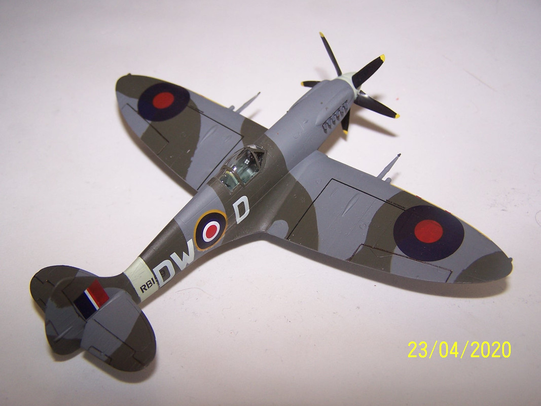 Tim's Academy Spitfire 14 - COMPLETED - Supermarine Spitfire & Seafire ...