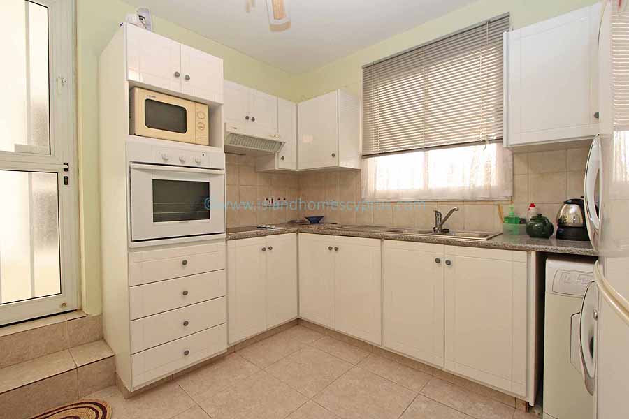 7 PAL104 Kitchen — Postimages