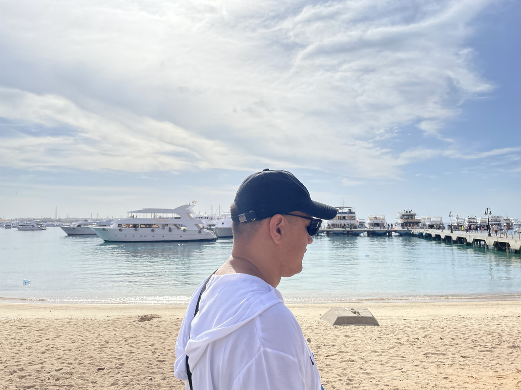 E6900 DA3 6293 4 B54 B811 16 E52 B35 D720 — Postimages