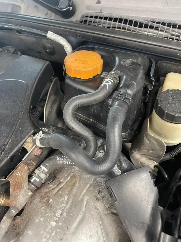 cs coolant leak check and advise v0 wjux0hx2mmjc1 — Postimages