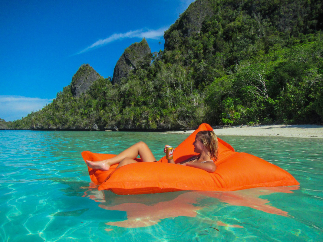 SOO BIG MAMA FLOATING ORANGE 1 — Postimages