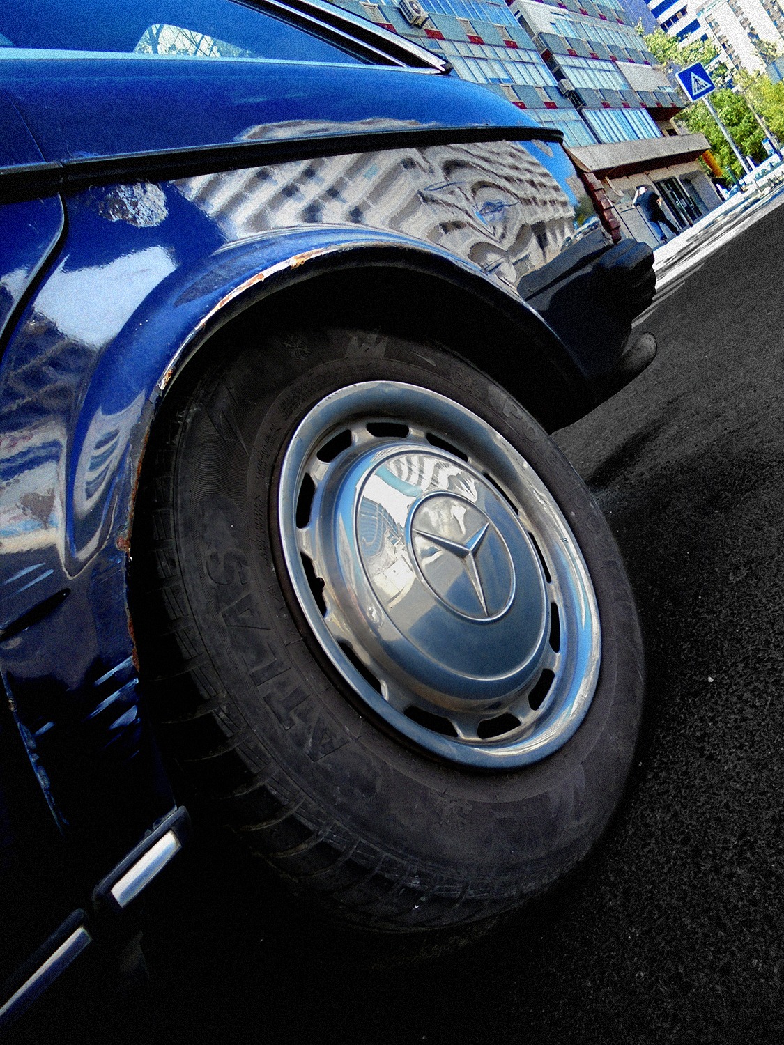 MERC w233 SW LX2307 Bd6 — Postimages