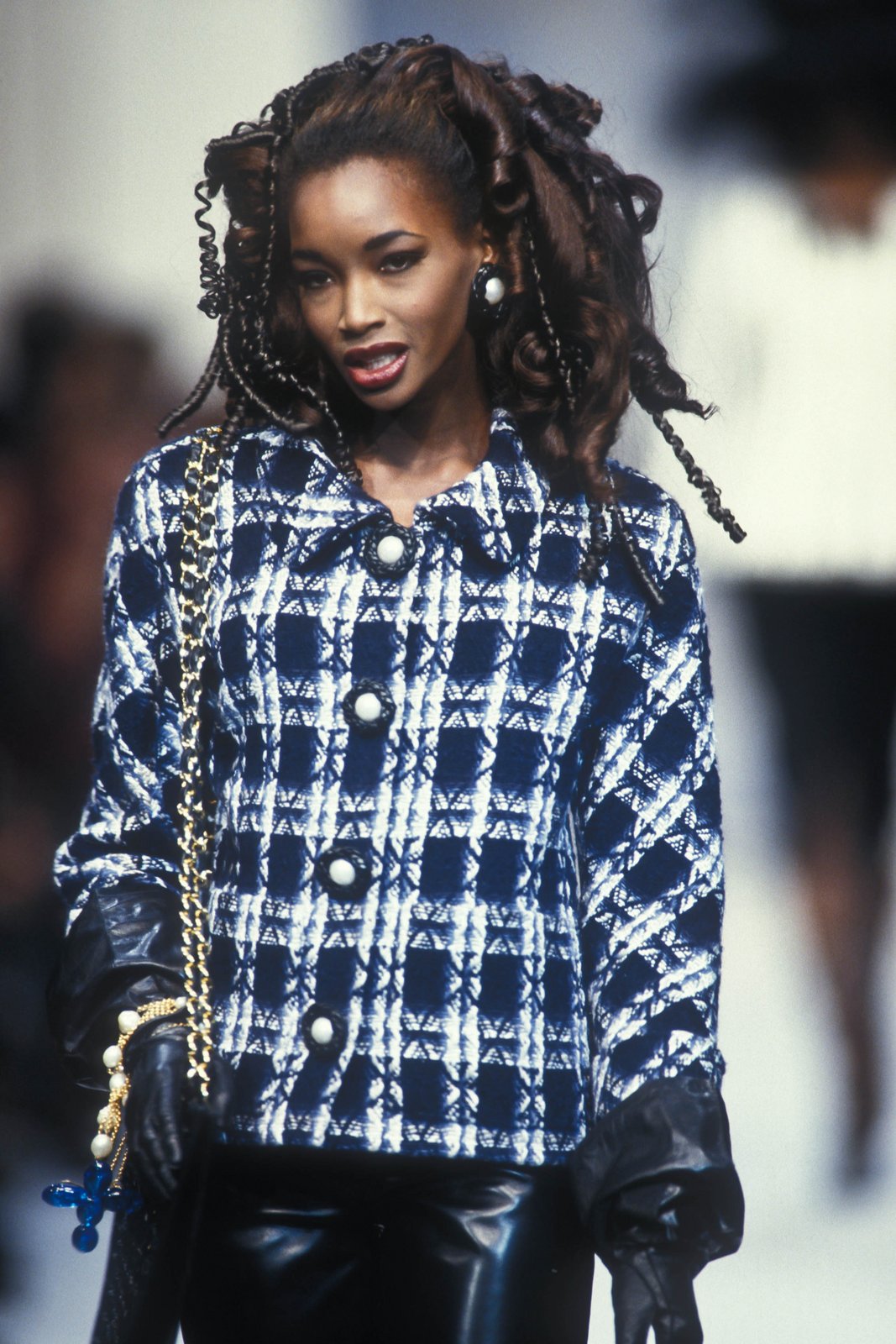 Fashion Classic: Chanel Haute Couture Spring/Summer 1992 | Page 2 ...