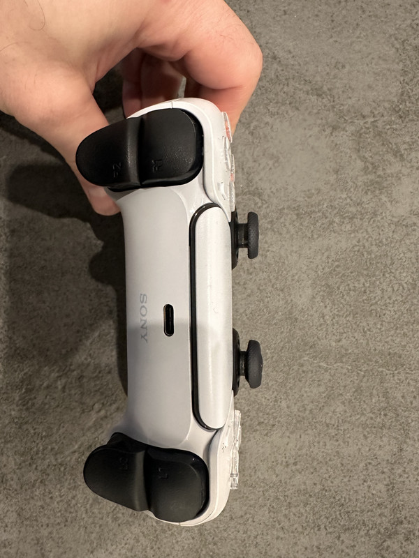 74552 E82 D71 B 41 C7 BCE1 8630038 F8529 — Postimages