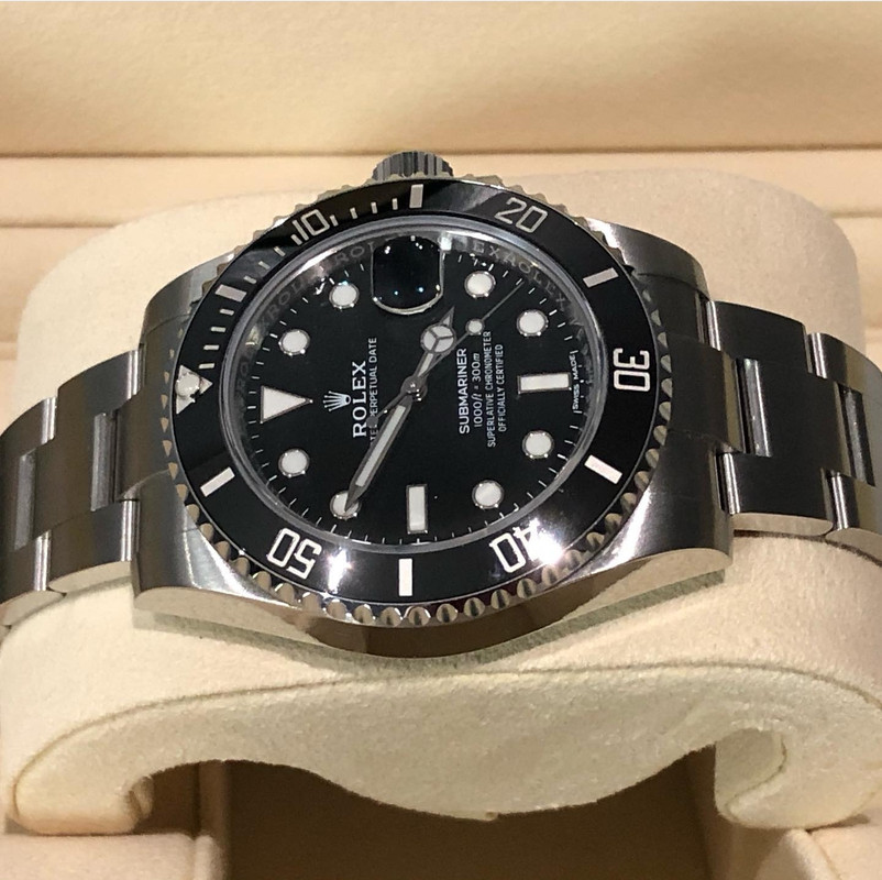 TimeZone : TZ Showcase » FS:LNIB Rolex Submariner 116610LN 2020 Full Set