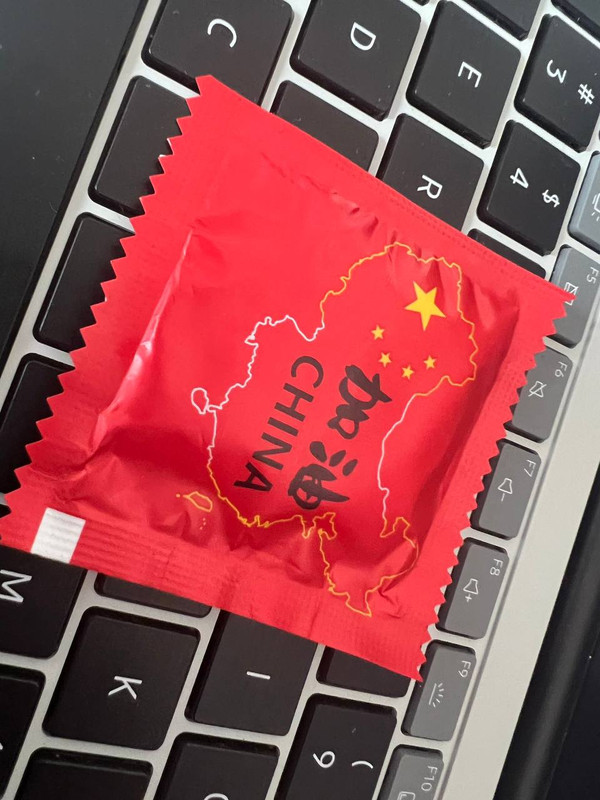 ECF86 B2 B 01 EE 479 B 9466 A6 B8825 F75 ED — Postimages