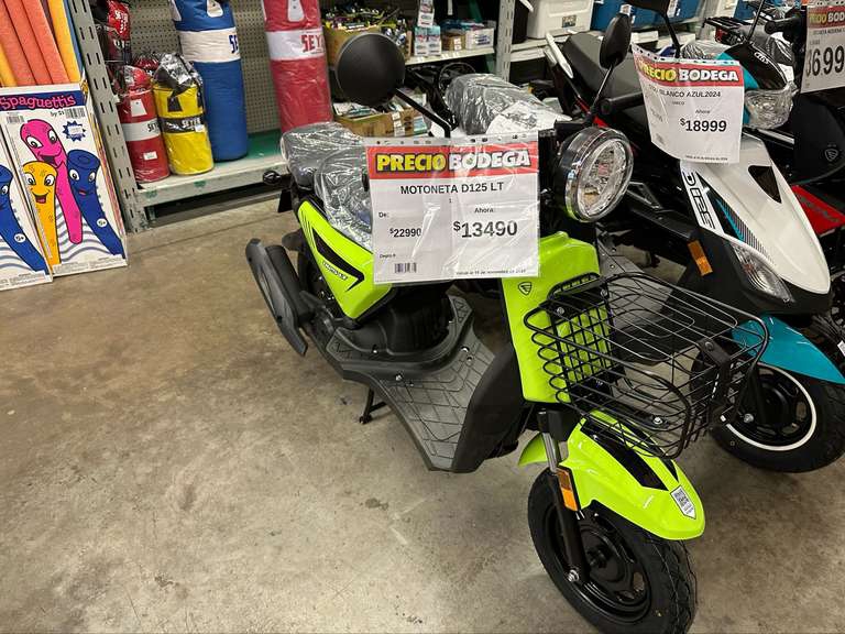 Bodega Aurrera Moto Italika para hacer recados