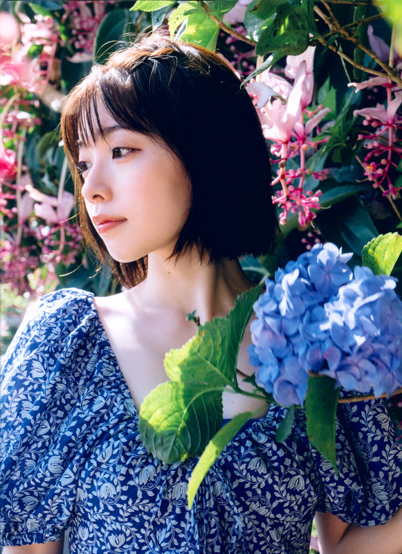 Isobe Karin 1st 085 — Postimages