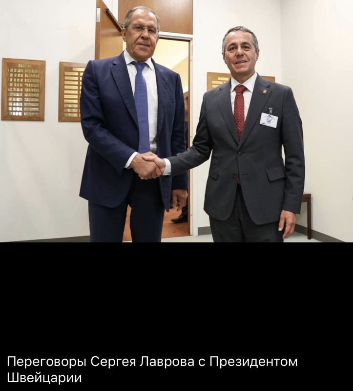 EDF990 B6 E990 4 DB3 B178 52 A8 B2040 BBF — Postimages