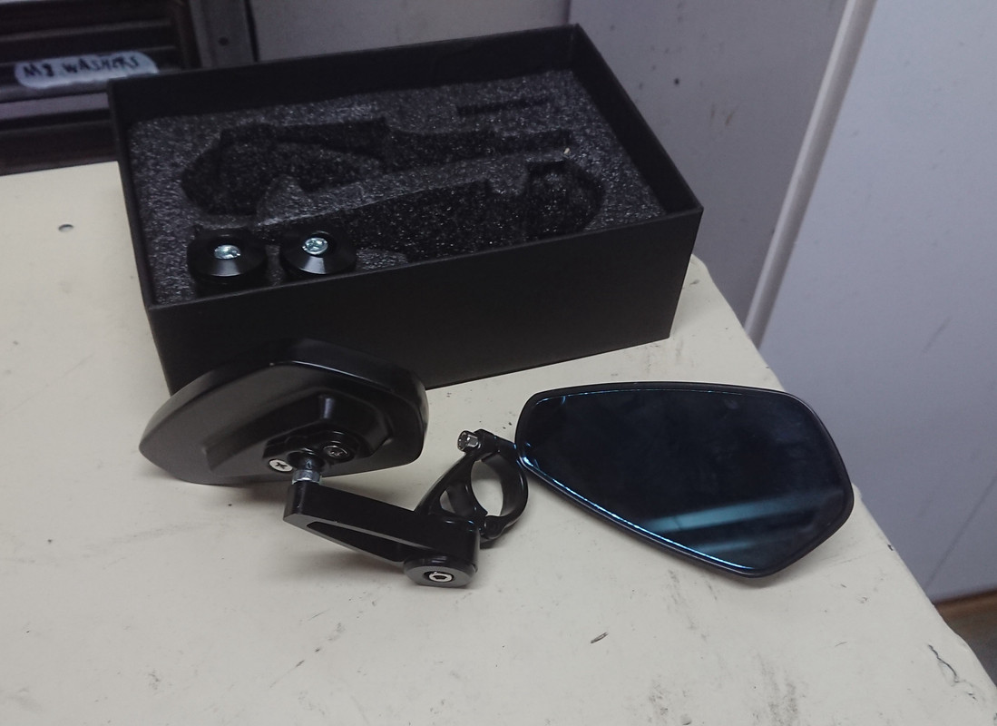 Mirror 01 — Postimages