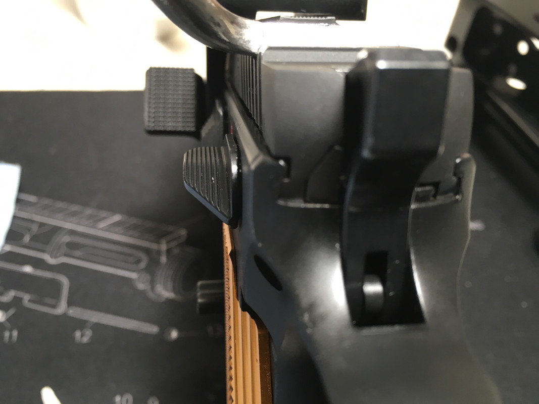 IPSC Alex TSO thumb rest (pics) - CZ - Brian Enos's Forums... Maku mozo!