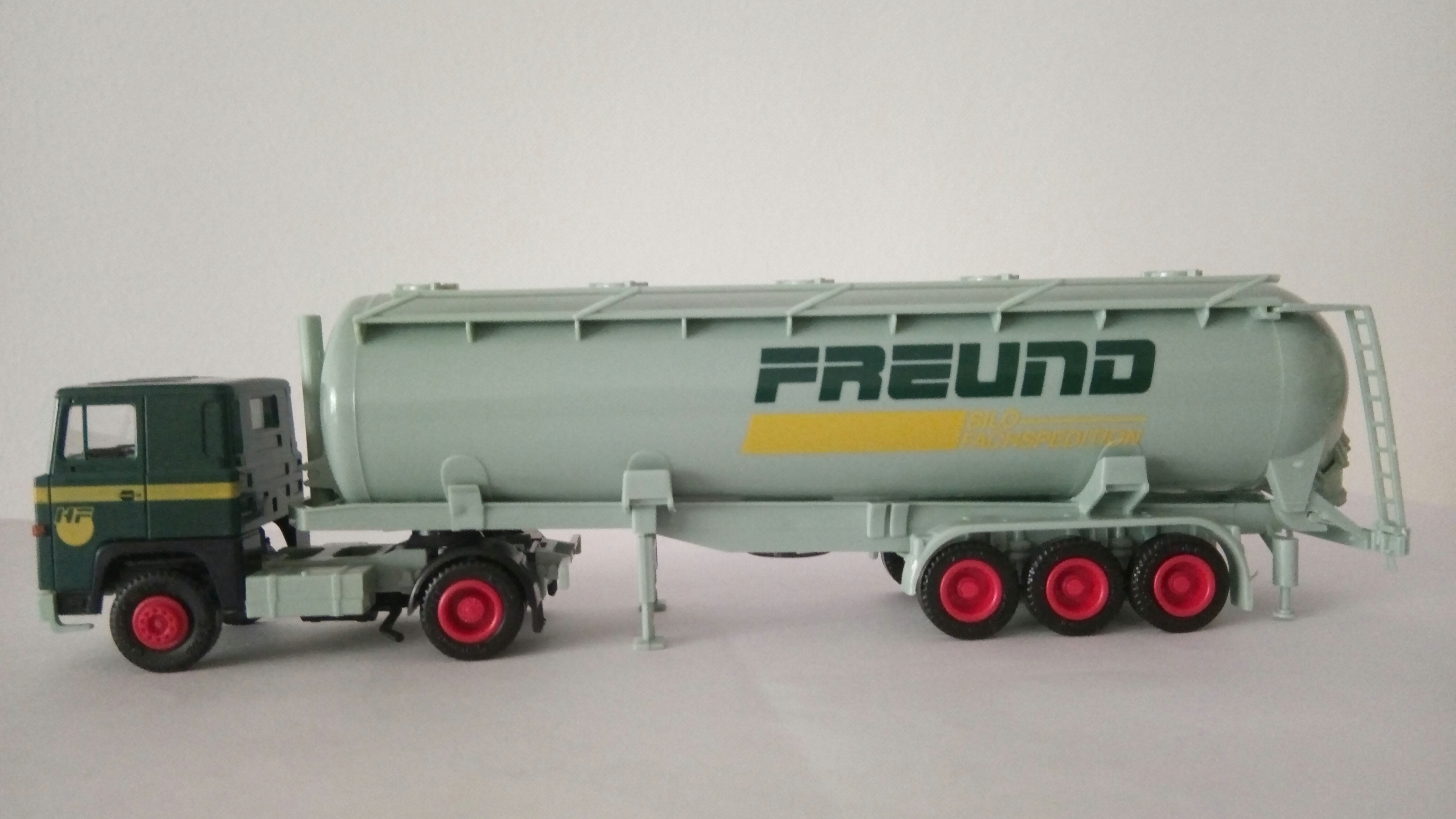 Mcht (8182) — Postimages