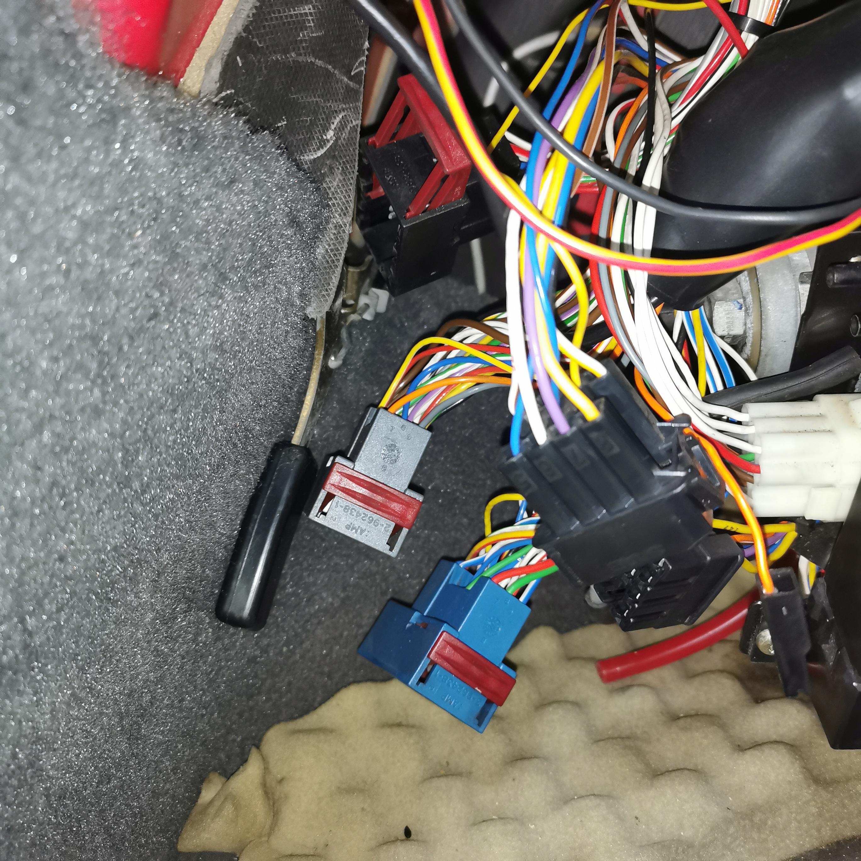 connector — Postimages