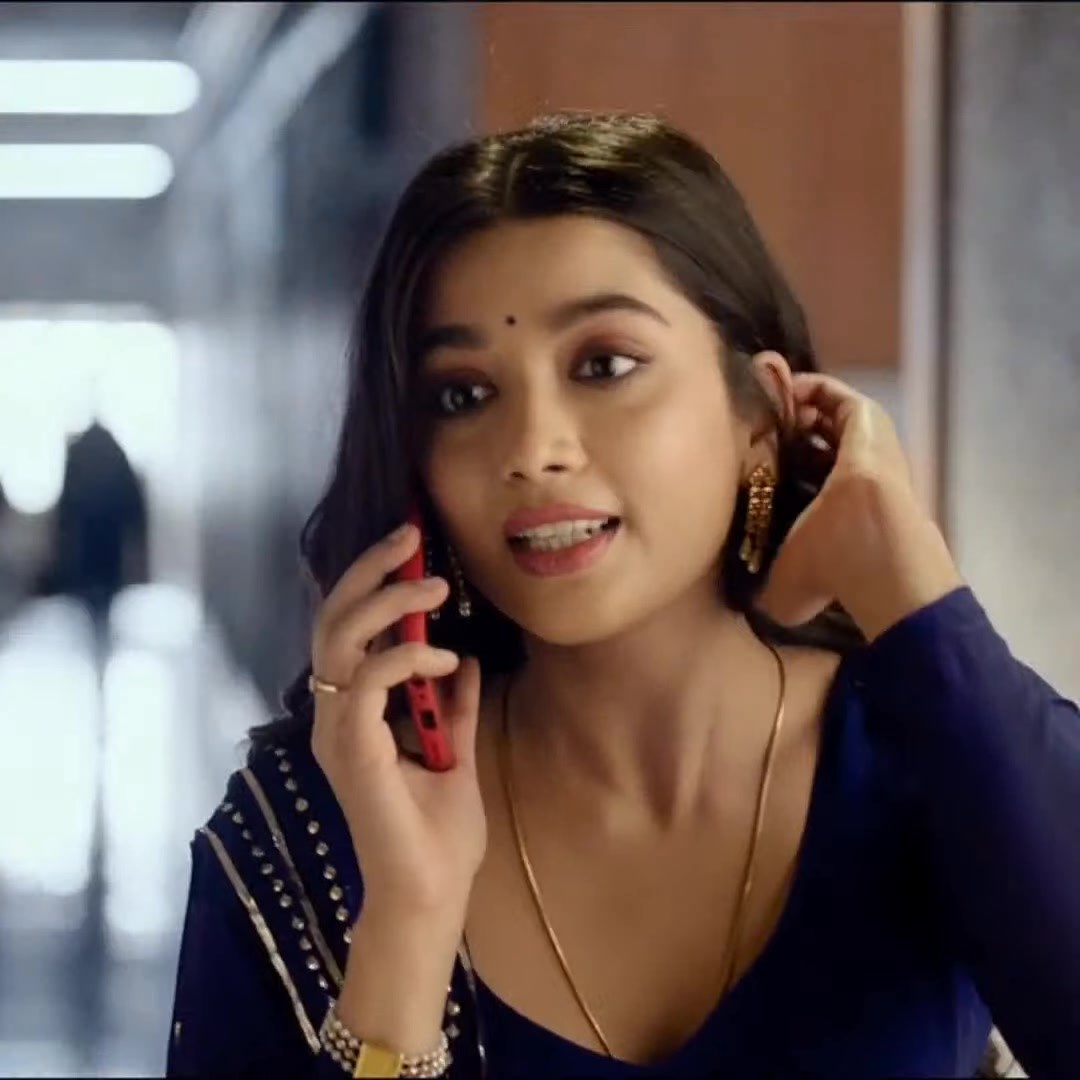 Digangana Suryavanshi Hot Exotic Expressions & Romantic Scenes 1080p ...