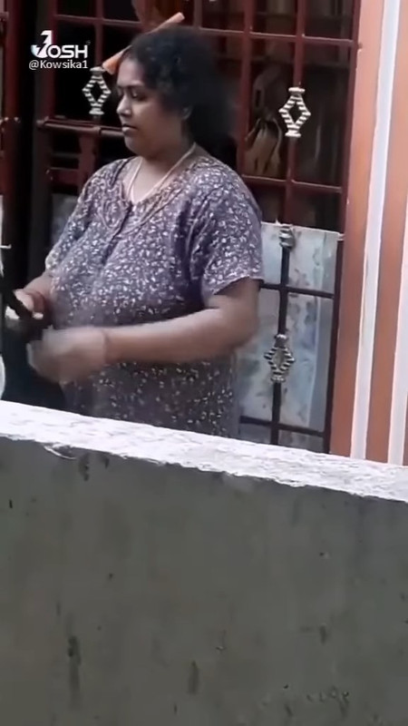 Tamil Huge Dusky Busty Aunty Huge Tits hanging in nigtie mp4 snapshot 00 01 384 — Postimages